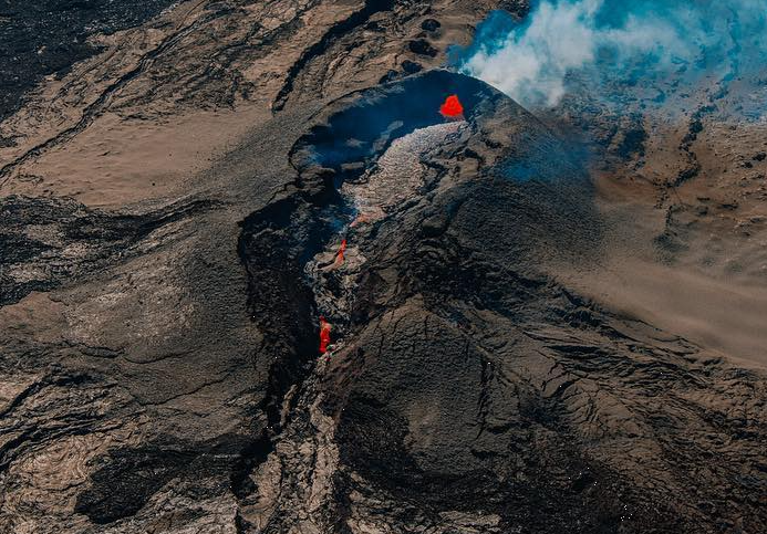 Vulkan Mauna Loa am 12.12.22 - Vulkane Net Newsblog